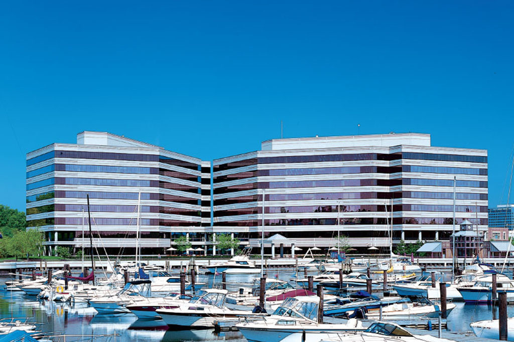 Harbor Point East Marina - Seasonal Boat Slips Stamford CT
